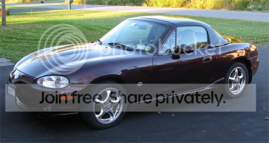 Only 2000 Special Edition (Mahogany Mica) Miatas in THIS thread ...